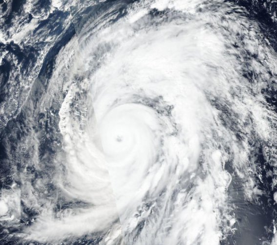 Dangerous Super Typhoon Hagibis still a category 5. Tokyo landfall in ...